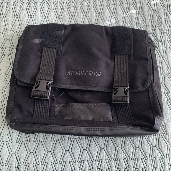 Mobile Edge | Bags | 3 For 5 Mobile Edge Ultra Eco Messenger Bag | Poshmark